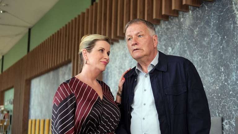 „In aller Freundschaft“ in der ARD: Roland Heilmann wird ersetzt ...