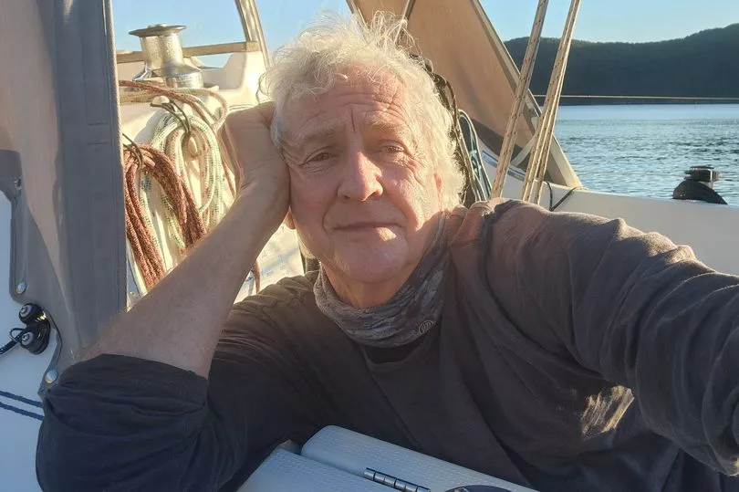 Home and Away star Shane Withington shares final photo before selling ...