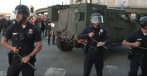 Polizei geht mit voller Härte vor: So erlebt ntv-Reporterin die ...