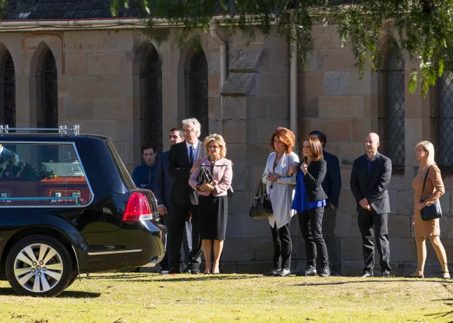 Sad News: Home And Away Star Dies Suddenly At 24, She Was An Angel ...