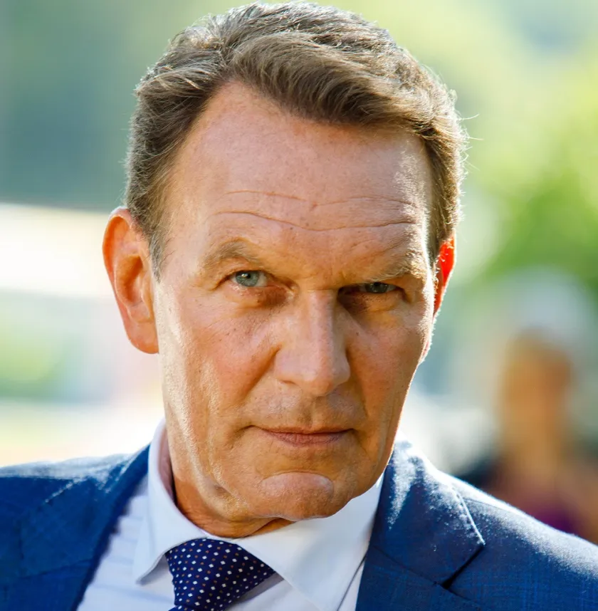 Scioccante: la star di Upas Riccardo Polizzy Carbonelli conferma ...